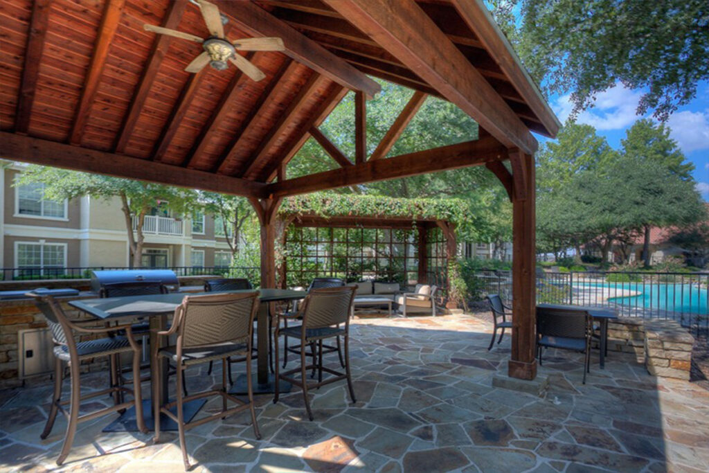 The Point at Deerfield Apartments – The Paskin Group