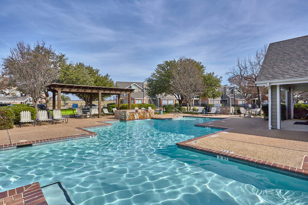 The Trails of Valley Ranch Apartments – The Paskin Group